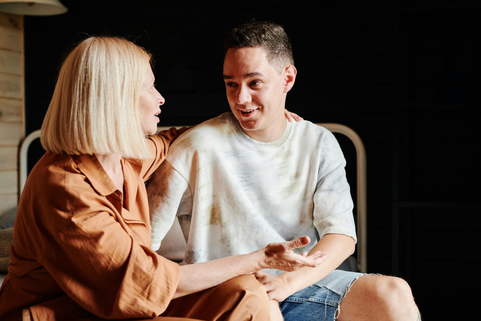 Work With Our Relationship Counsellors | Relationship Counselling | Onward Shift